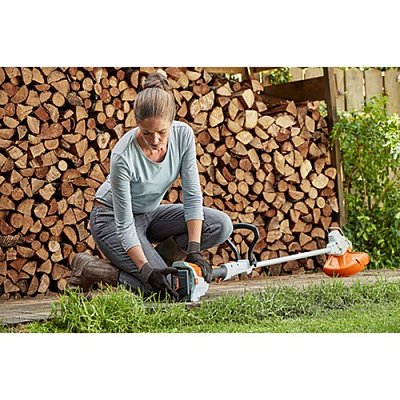 Stihl fsa 57 cordless grass trimmer store
